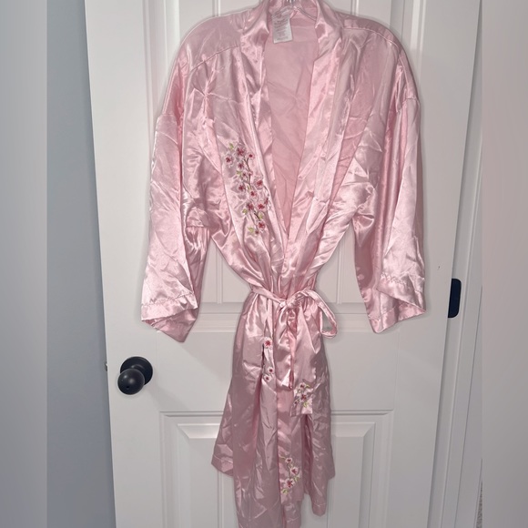 Intimates & Sleepwear | Pink Satin Robe | Poshmark